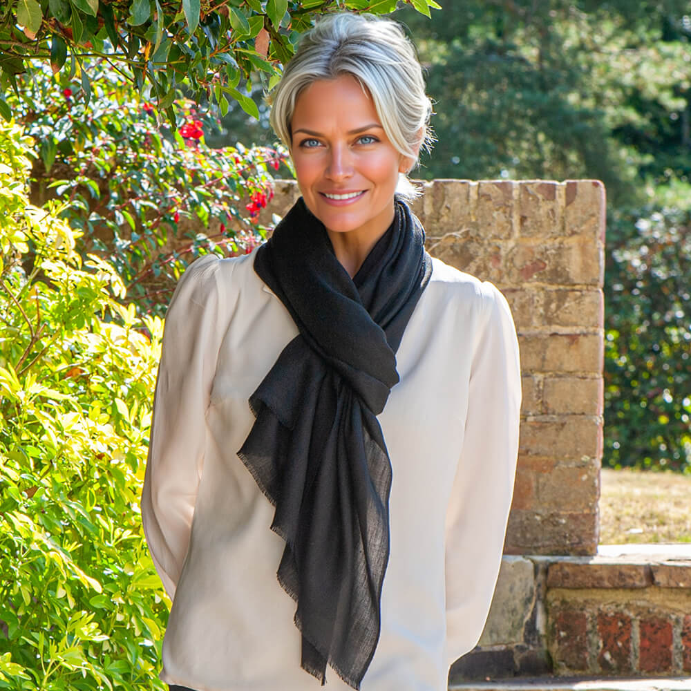 Classic Black Cashmere and Silk Scarf – Black.co.uk