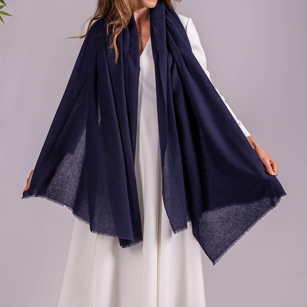 Navy Gossamer Cashmere Shawl – Black.co.uk
