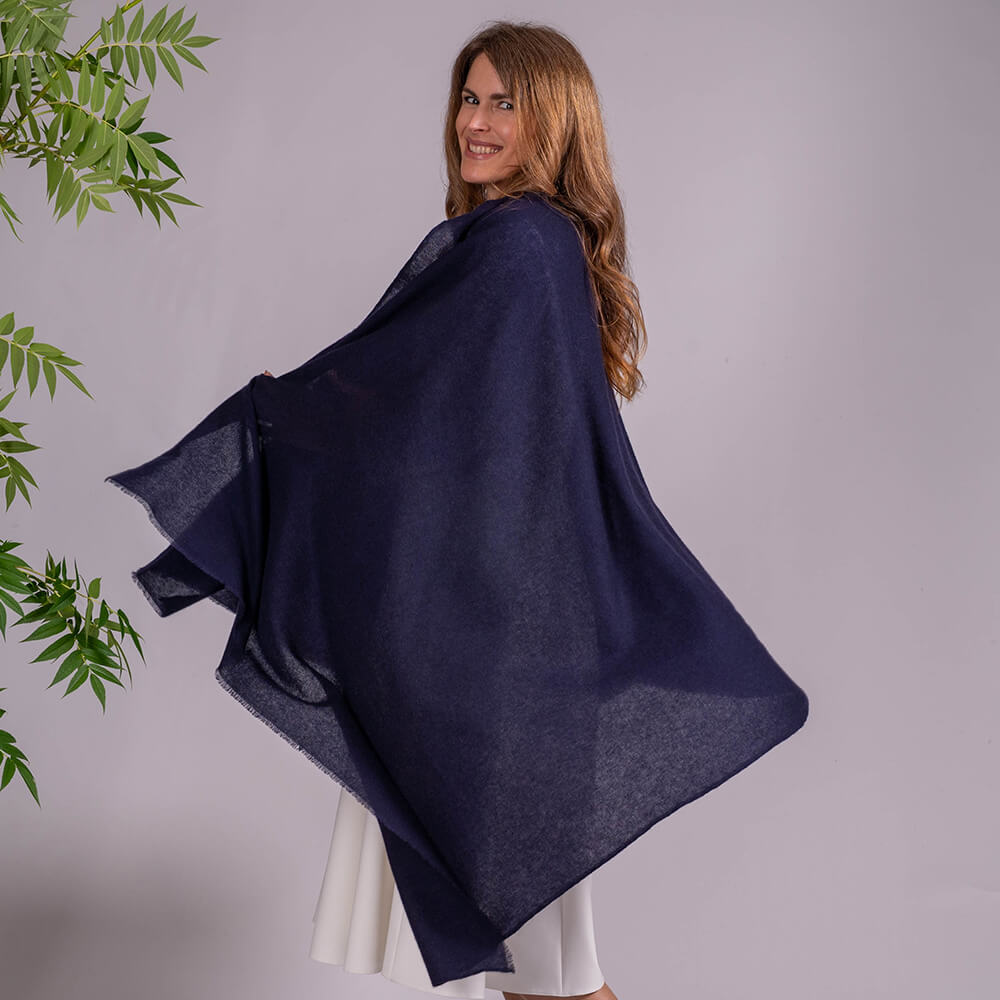 Navy Gossamer Cashmere Shawl – Black.co.uk