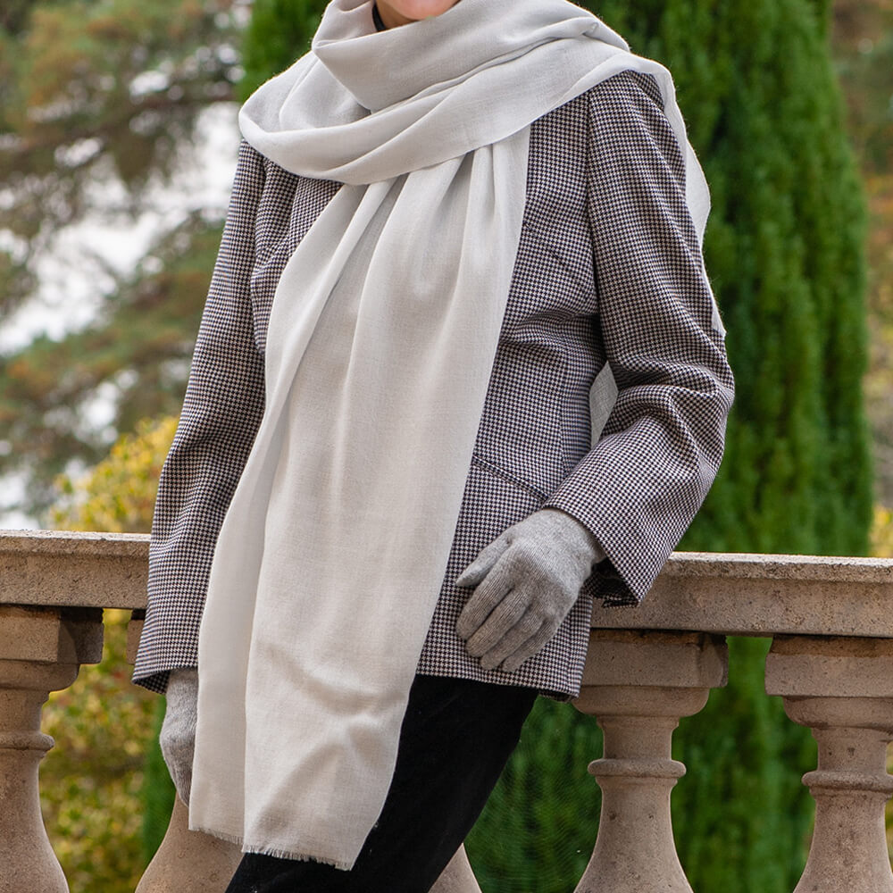 Silver Grey Cashmere and Silk Wrap – Black.co.uk